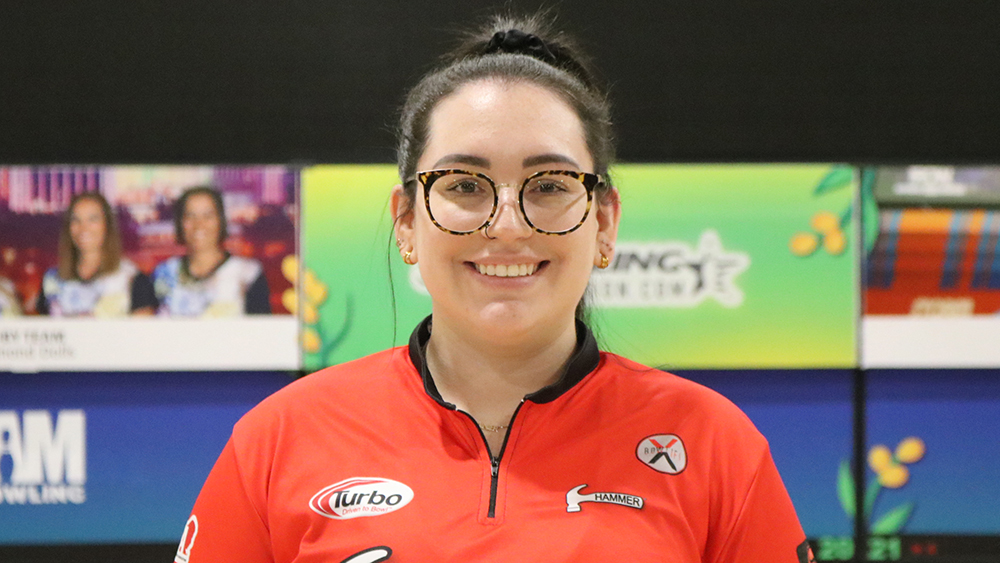BOWL.com | Acuff rolls 300 in team at 2025 USBC Women’s Championships